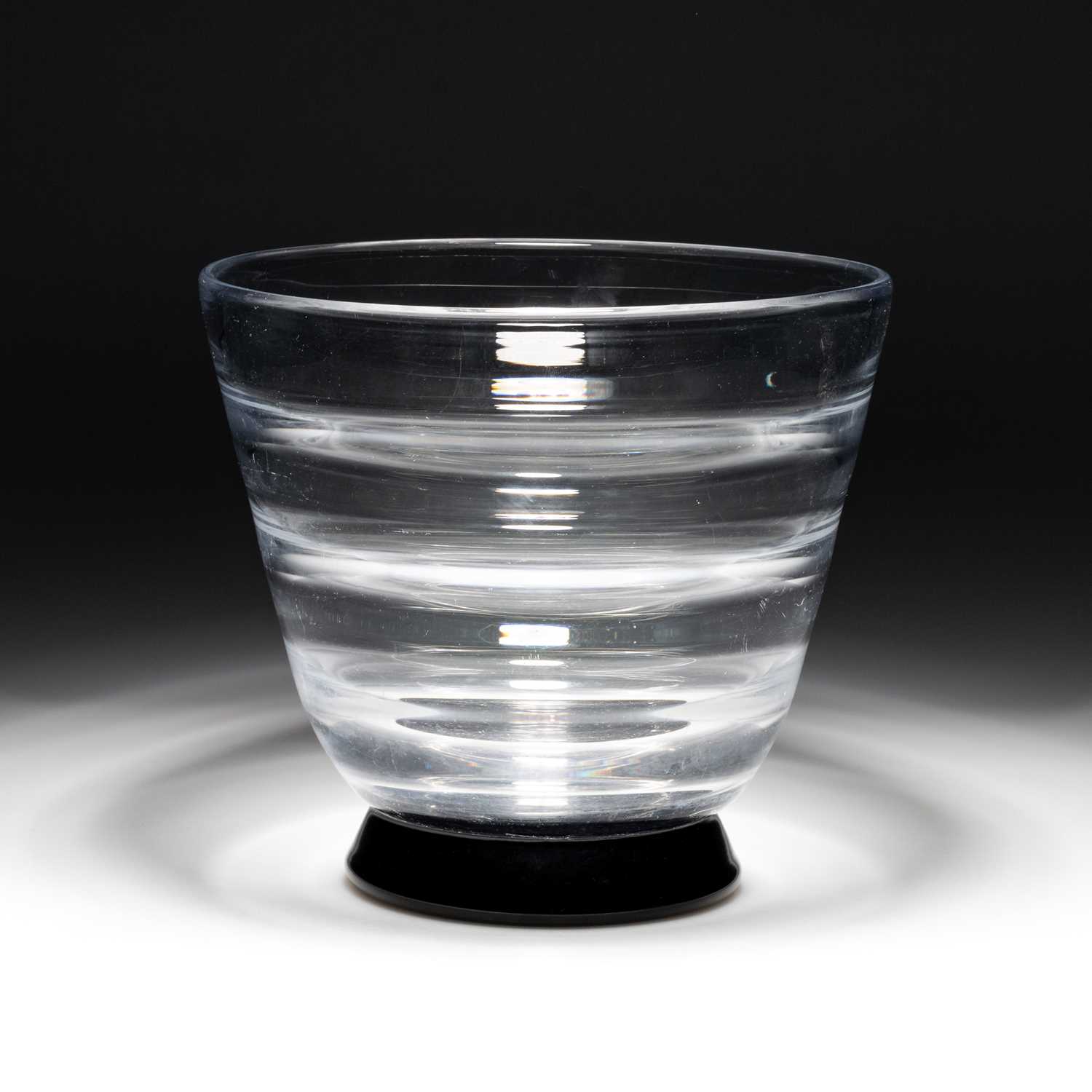 Lot 14 - SIMON GATE FOR ORREFORS, AN OPTIC BLOWN VASE