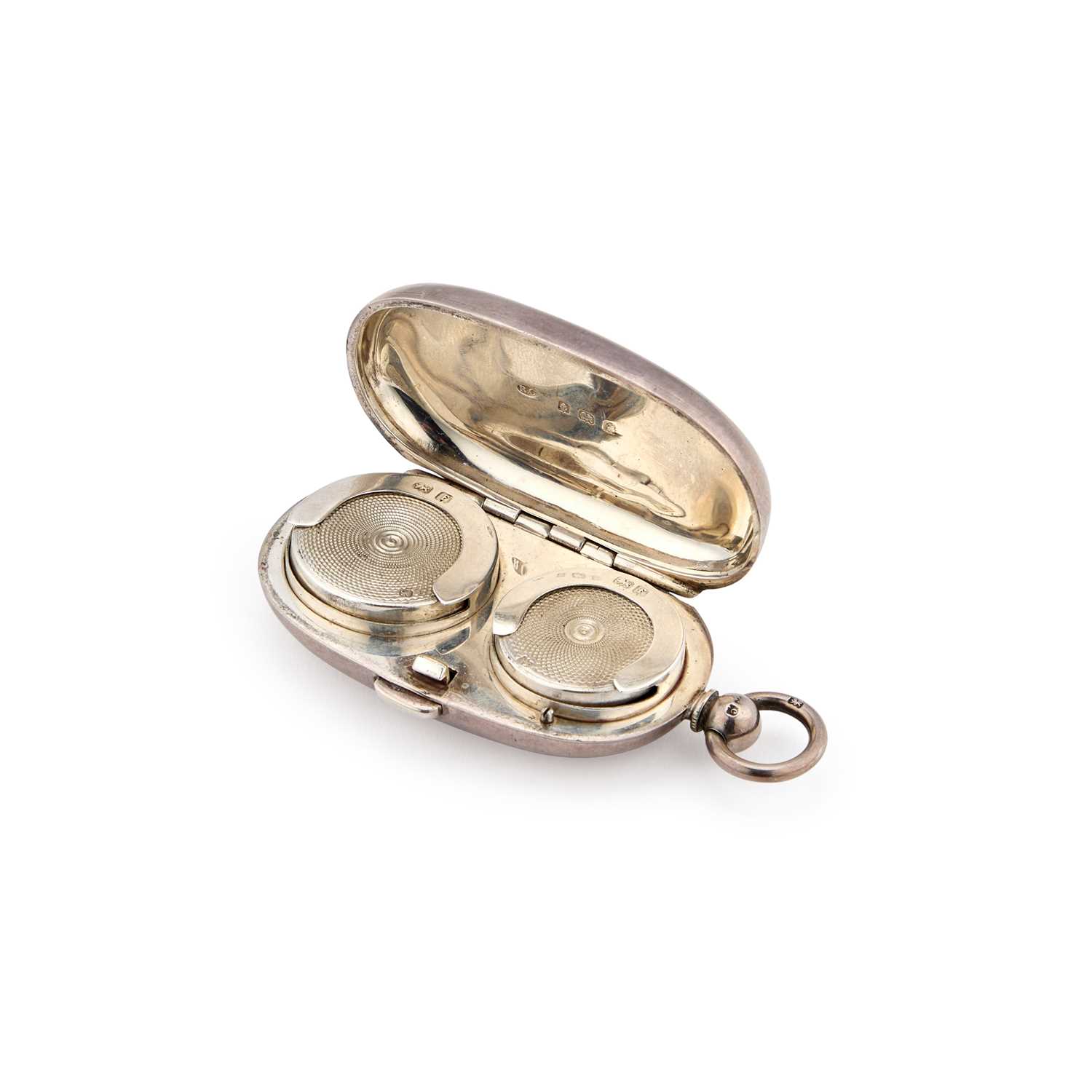 Lot 475 - AN EDWARDIAN SILVER DOUBLE SOVEREIGN CASE