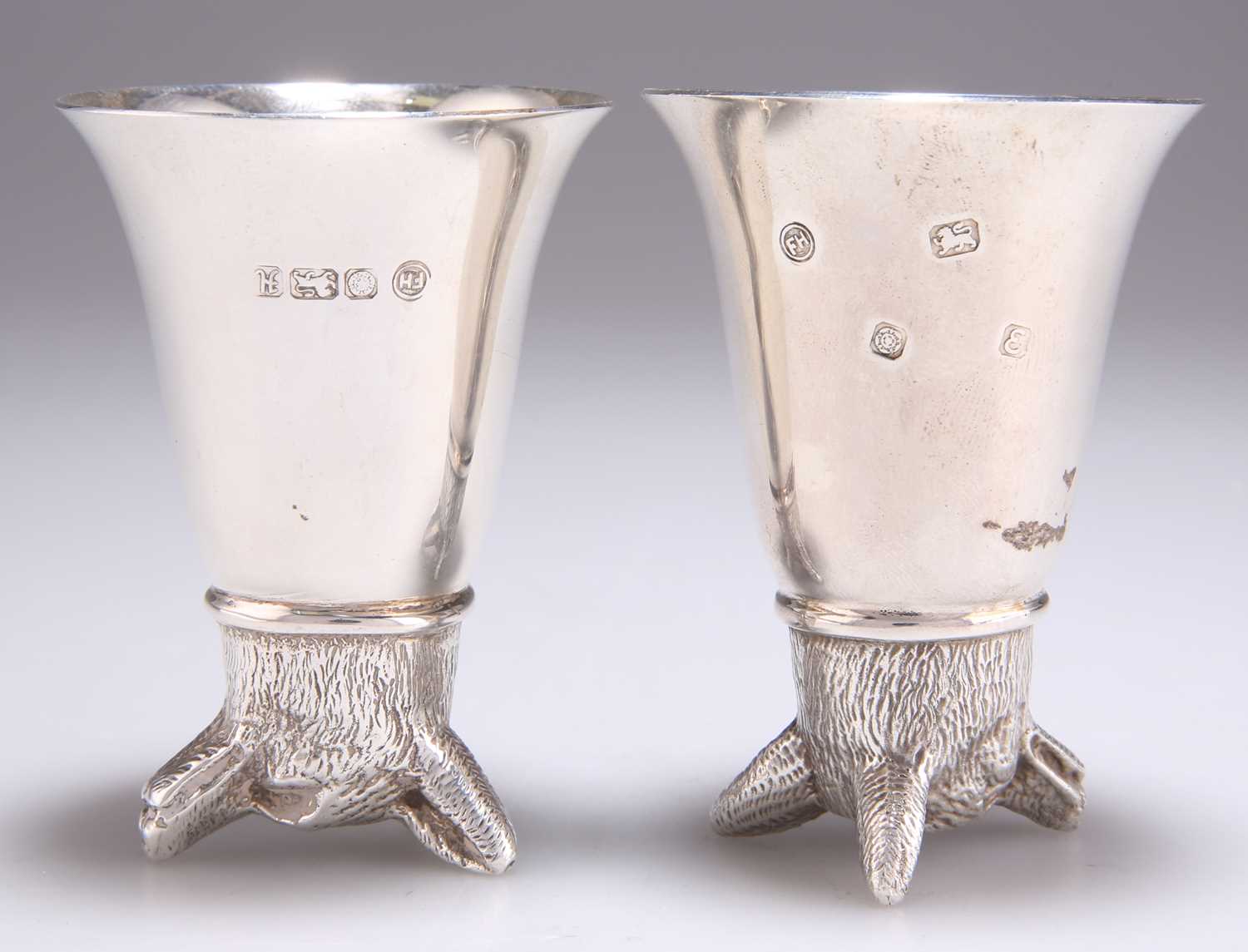 Lot 1190 - A PAIR OF ELIZABETH II SILVER STIRRUP CUPS