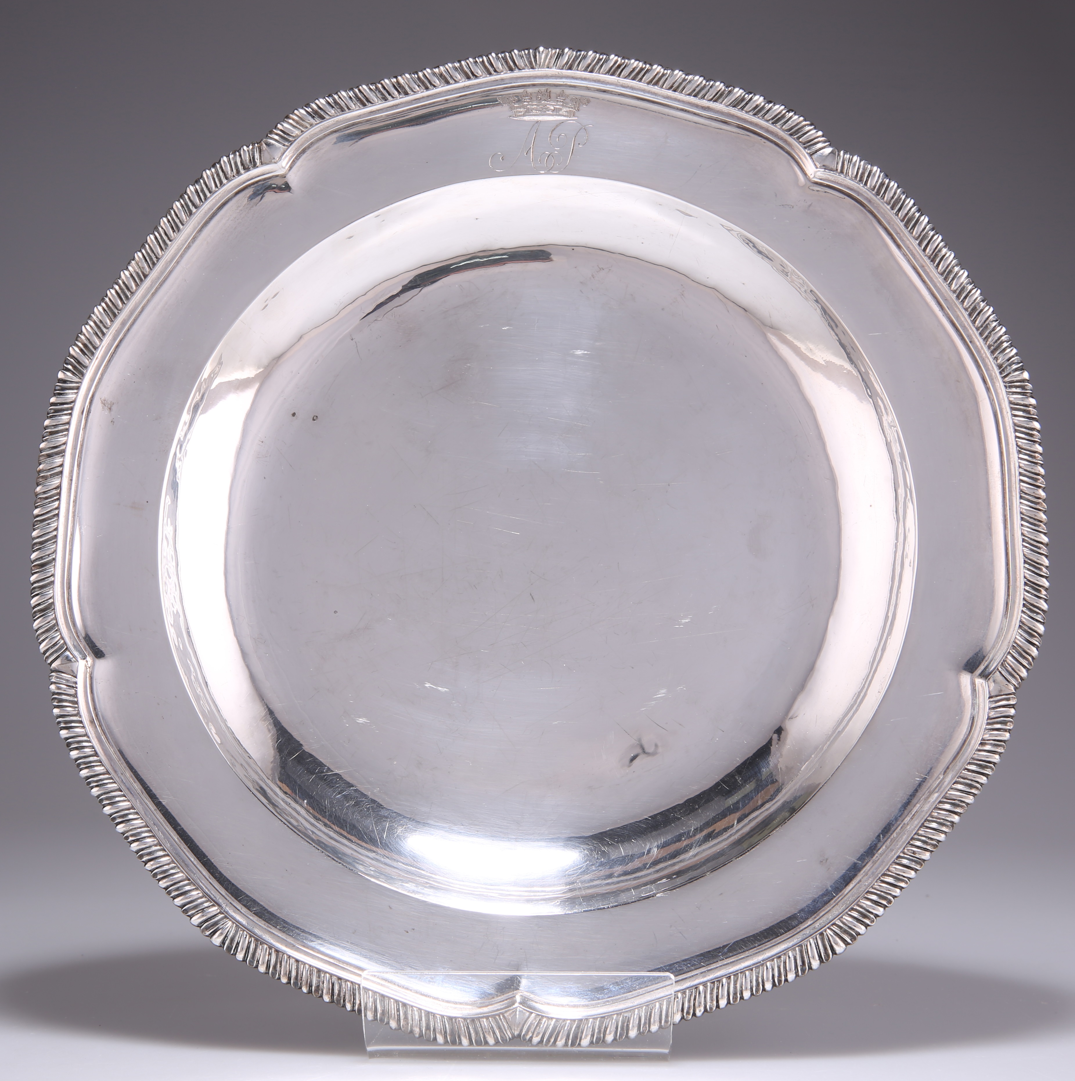 Lot 1429 - A SET OF SIX GEORGE III SILVER SOUP PLATES
