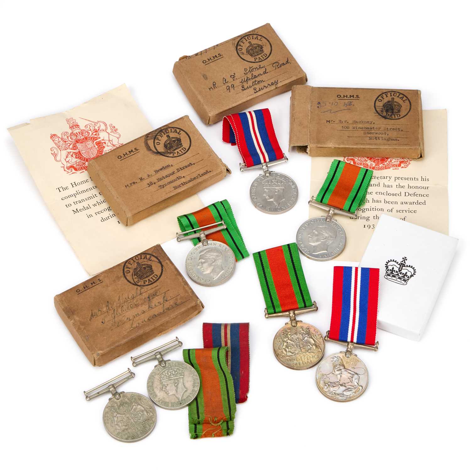 Lot 24 - A GROUP OF BOXED SECOND WORLD WAR MEDALS