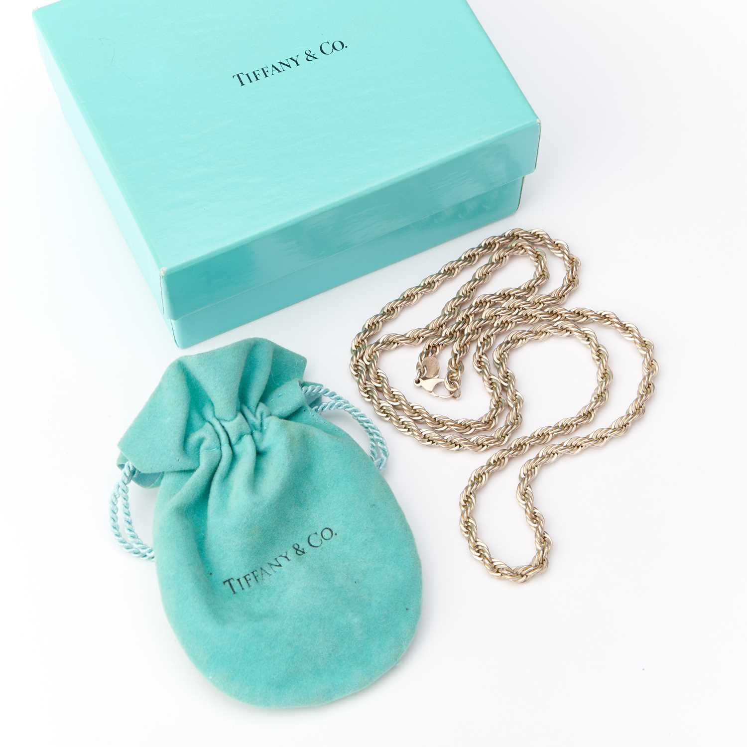 Lot 244 - TIFFANY & CO, A TWISTED ROPE CHAIN NECKLACE