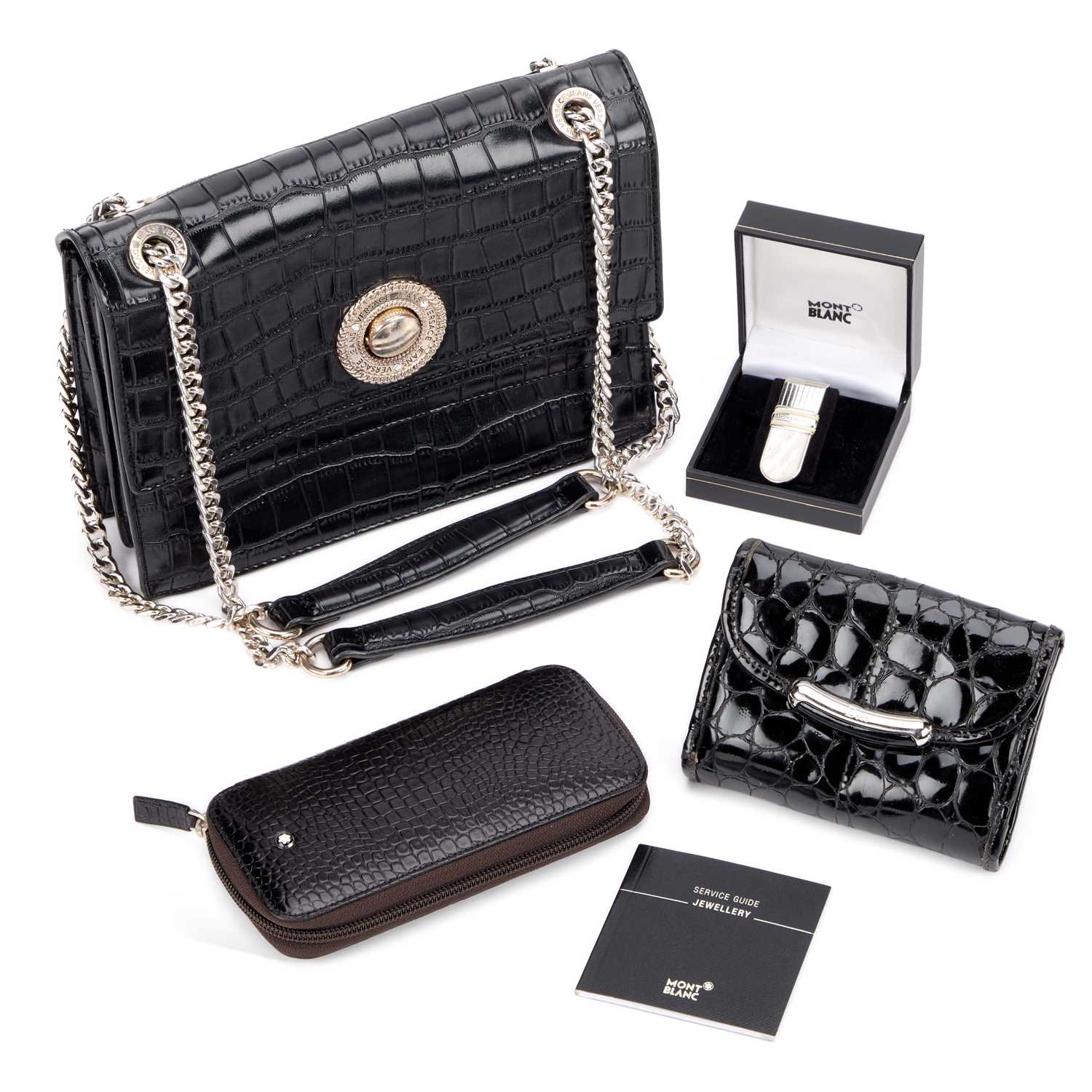 Lot 72 - A GROUP OF DESIGNER ACCESSORIES