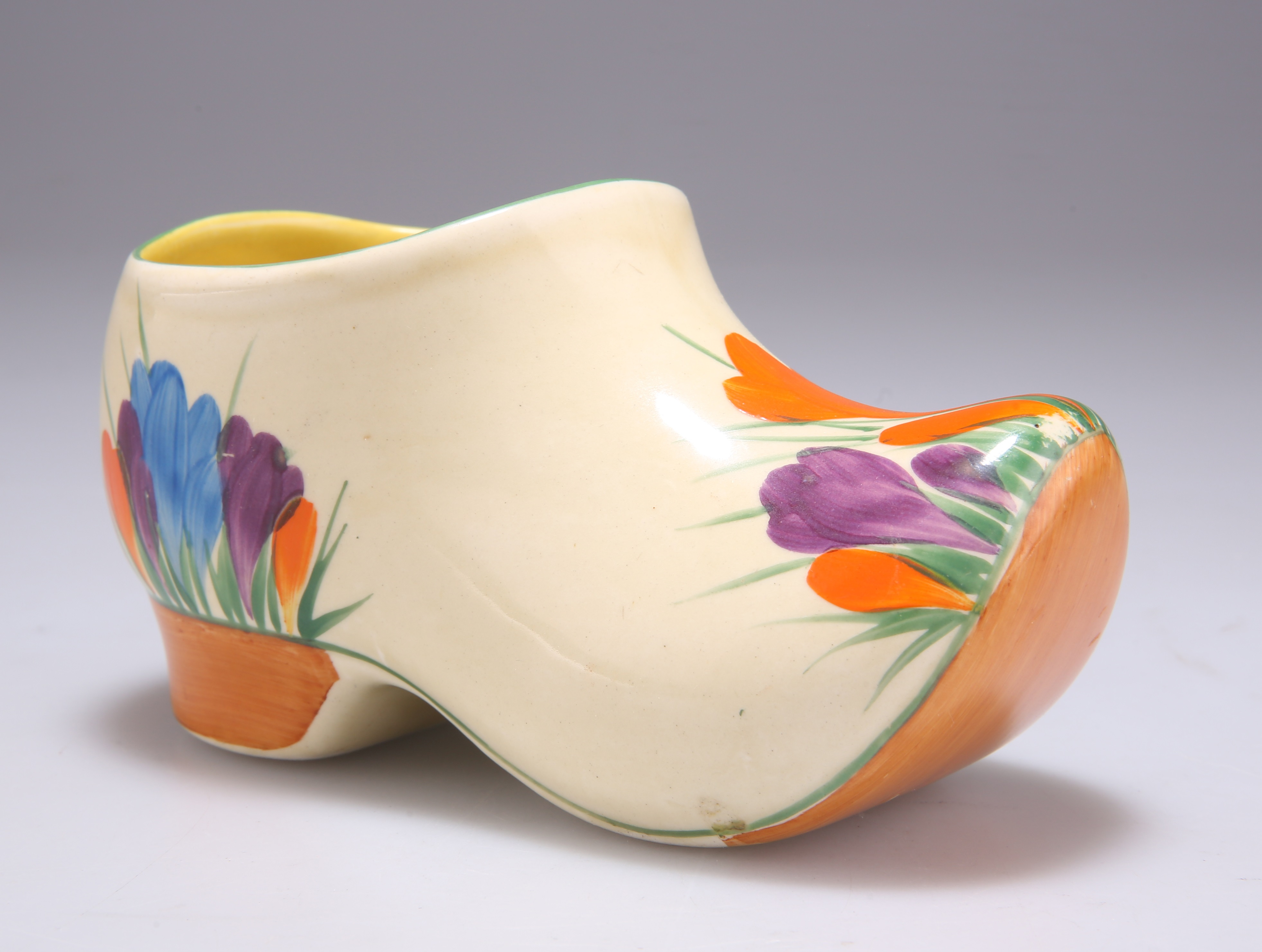 Lot 128 - A CLARICE CLIFF BIZARRE CROCUS PATTERN SABOT