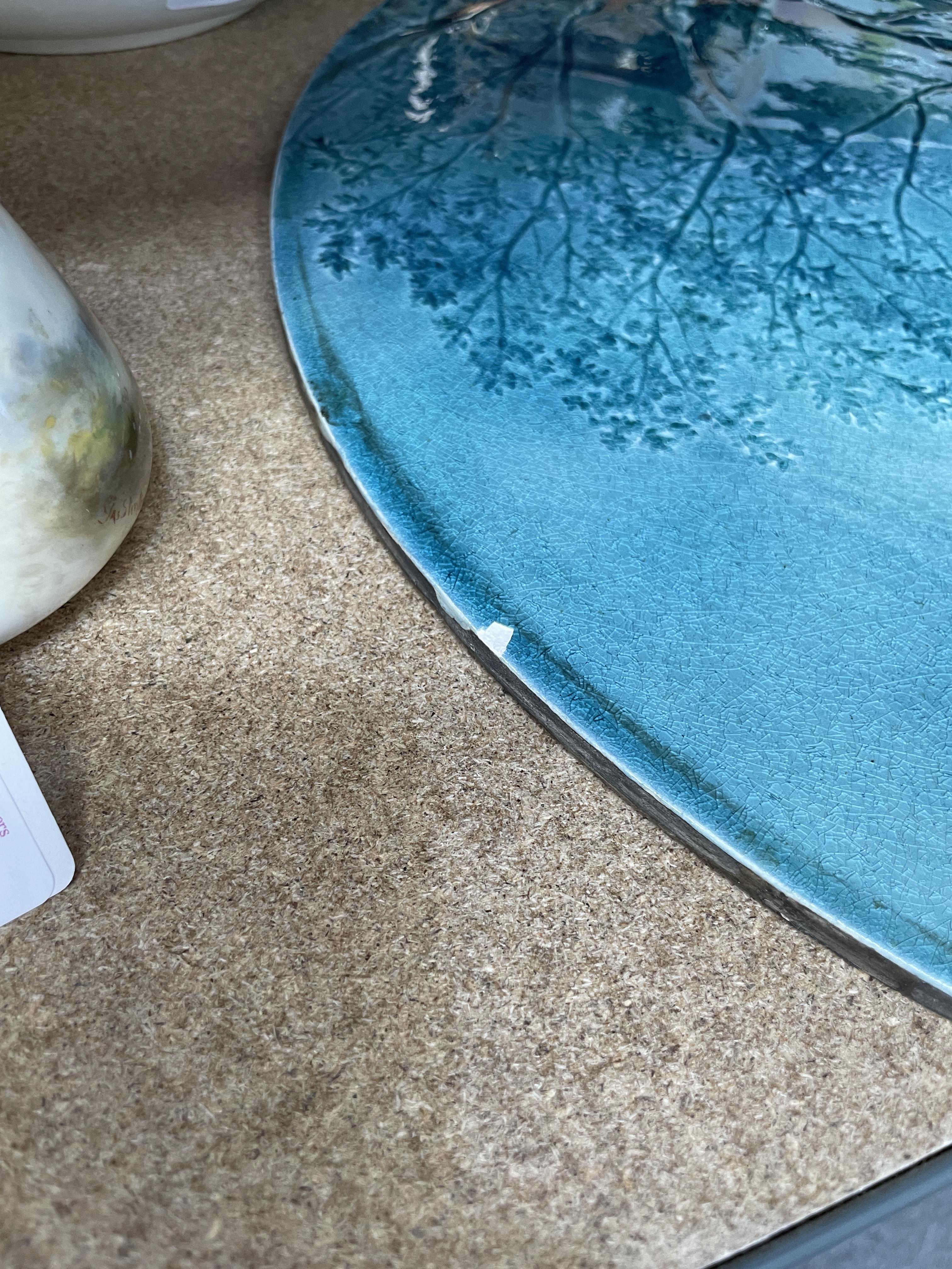 Lot 91 - HAROLD LEACH FOR BURMANTOFTS, A FAÏENCE