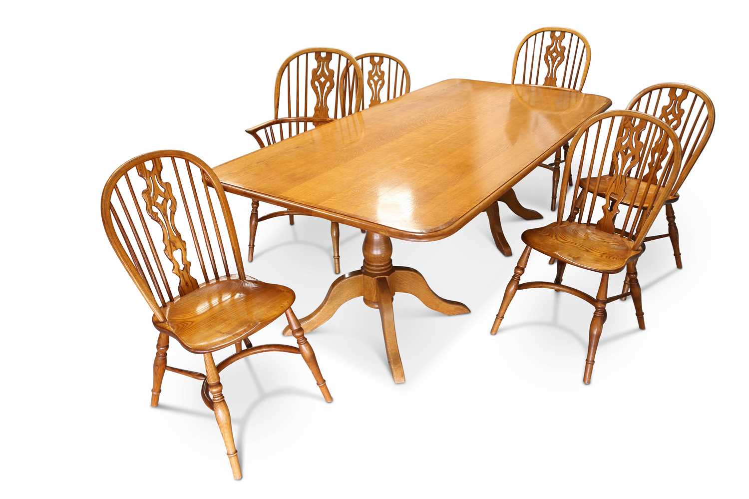 Lot 1205 - A CRYER CRAFT OAK AND DINING SUITE, BY ALAN