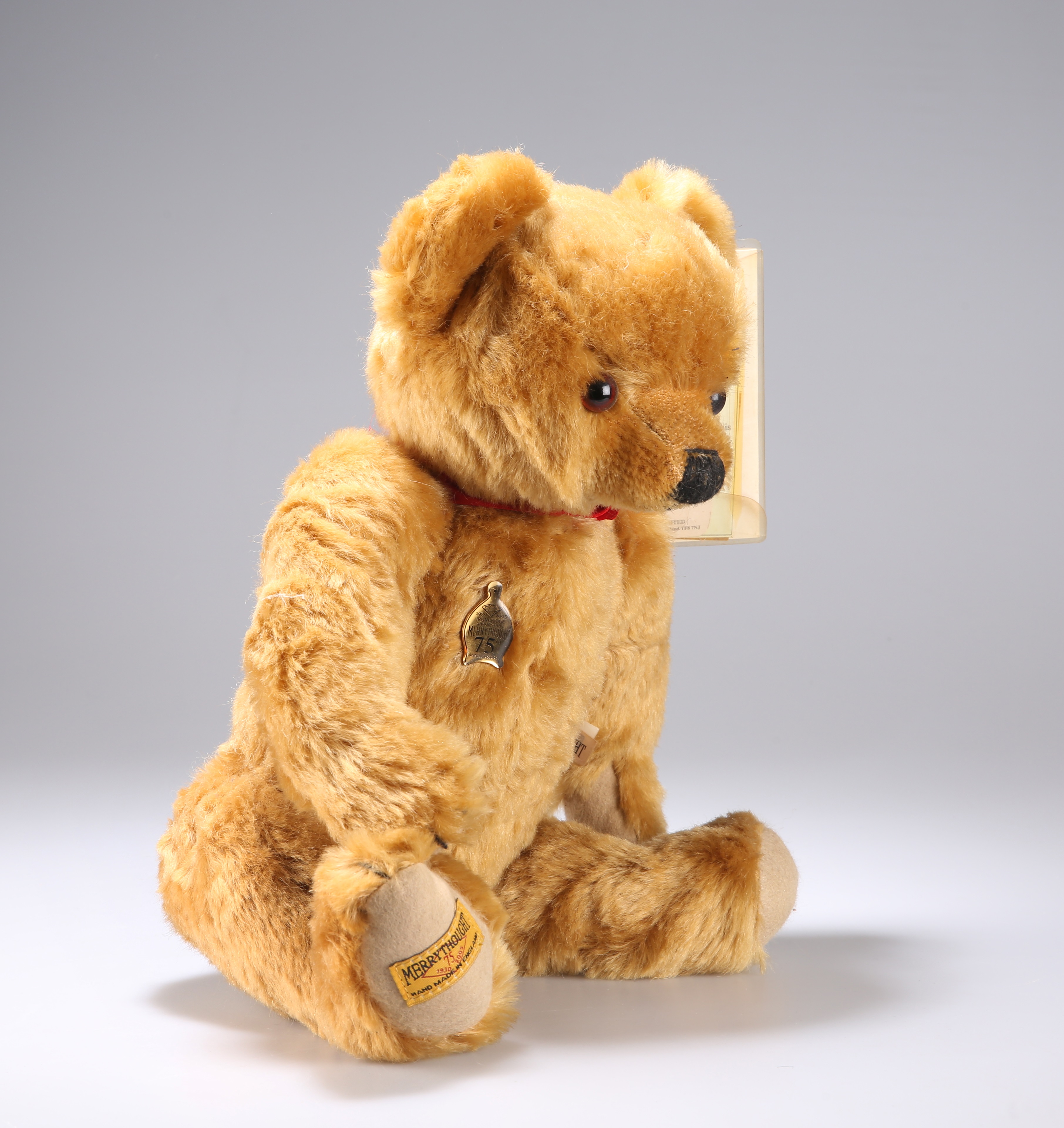 Lot 936 - A MERRYTHOUGHT LIMITED EDITION "CHUMMY"